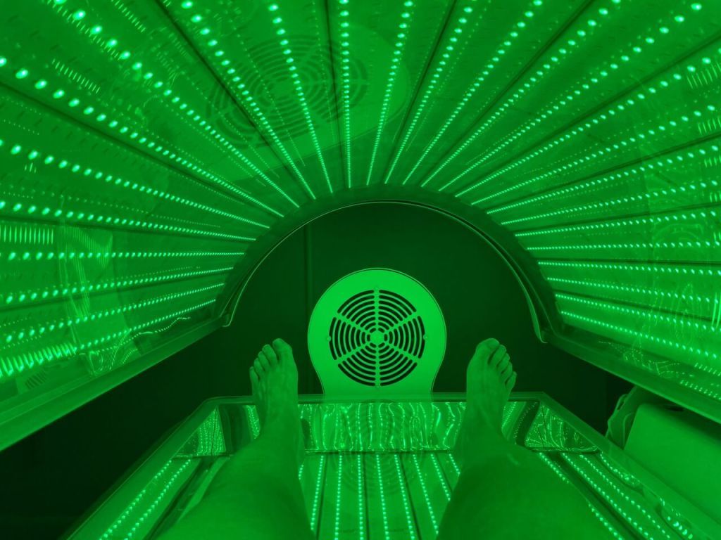 Light Therapy - Green | Goosebumps Cryotherapy